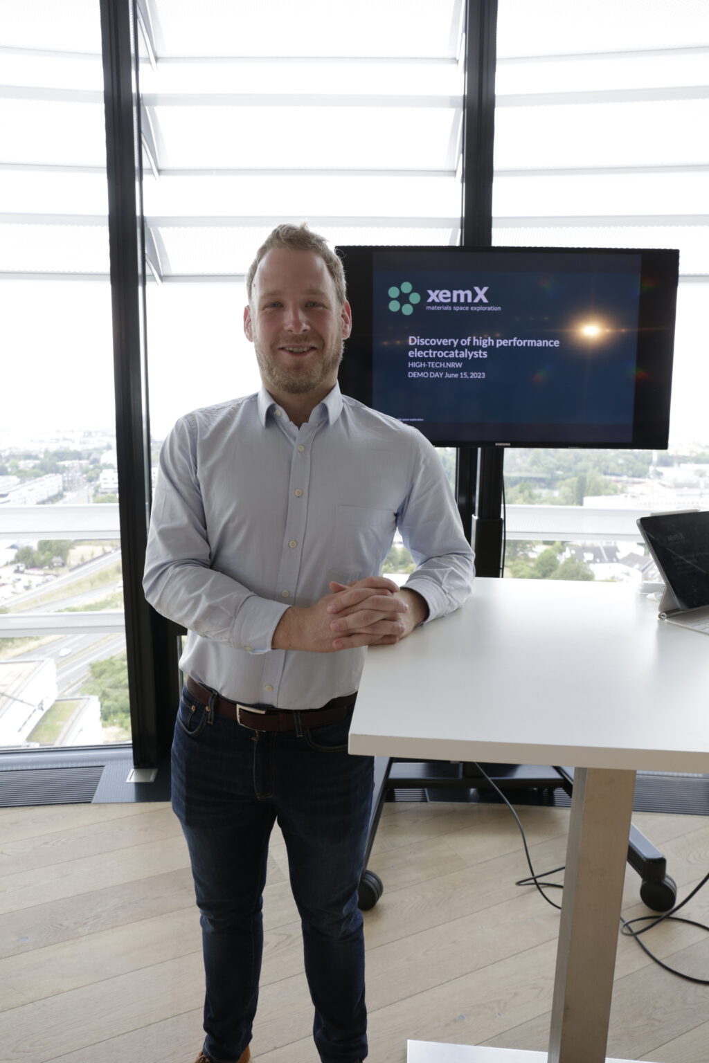 xemX – HIGH-TECH.NRW